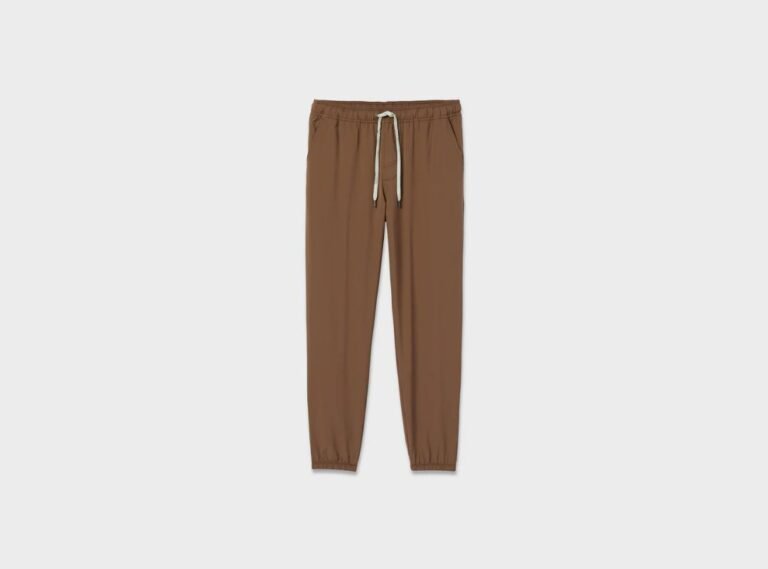 A Buyer's Guide for How to Style Vuori Joggers for Men